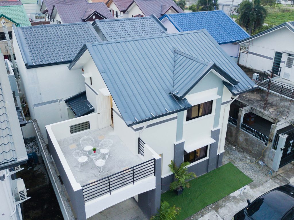 QUEEN VICTORIA - The Victorian Country Homes